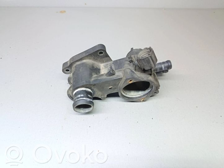 032121111 Volkswagen Golf IV Boîtier de thermostat / thermostat, 4.99 ...