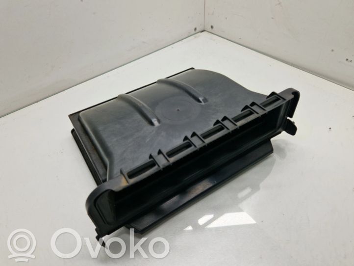 A2138307400 Mercedes-Benz E W213 Cabin air micro filter cap, 7.00 € | RRR