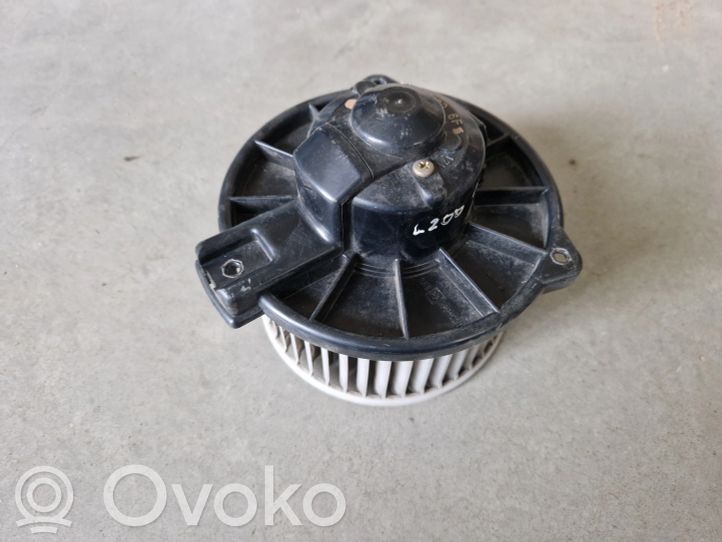 Mitsubishi L200 Heater fan/blower, 40.00 € | RRR