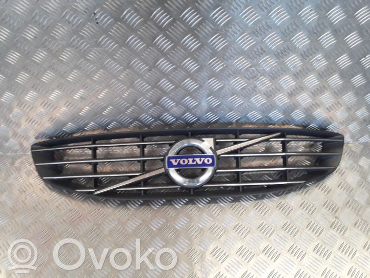 31333834 Volvo S60 Front bumper upper radiator grill, 279.90 € | RRR