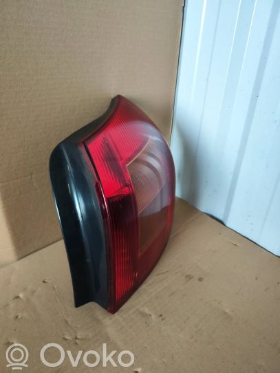 02510459 Toyota Corolla E120 E130 Rear/tail lights, 30.00 € | RRR