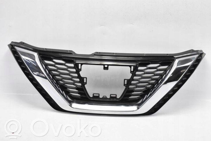 62310HV00A Nissan Qashqai Front bumper upper radiator grill, 103.60 € | RRR