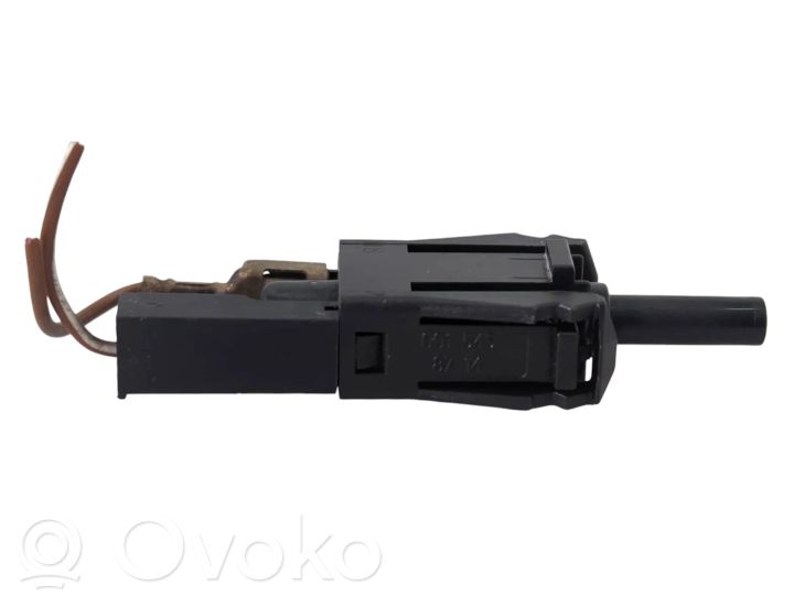 0015458714 Mercedes-Benz E W124 Brake pedal sensor switch, 3.00 € | RRR