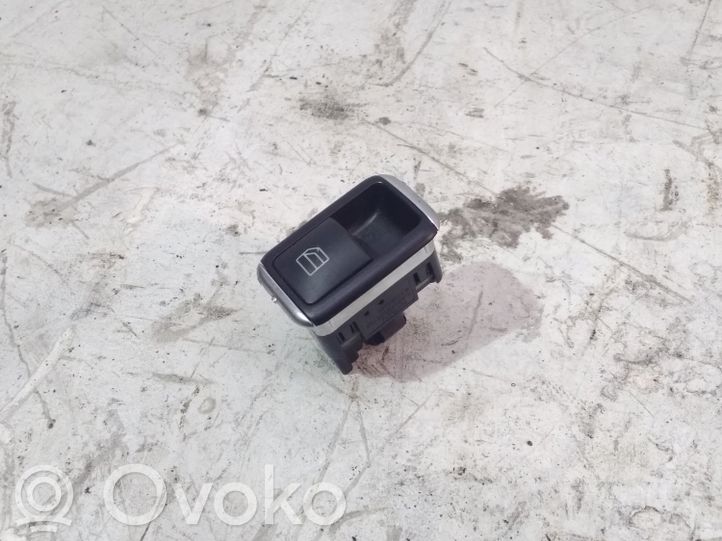 A2049058102 Mercedes-Benz CLA C117 X117 W117 Electric window control ...