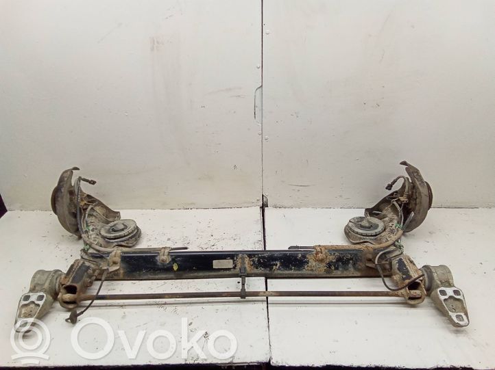 Volkswagen PASSAT B5 Rear axle beam, 40.00 € | RRR