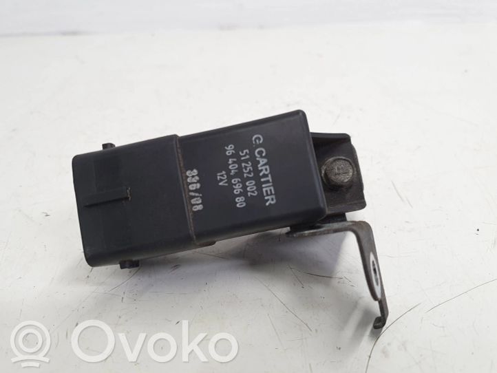 51252002 Mitsubishi Outlander Glow plug pre-heat relay, 8.00 € | RRR