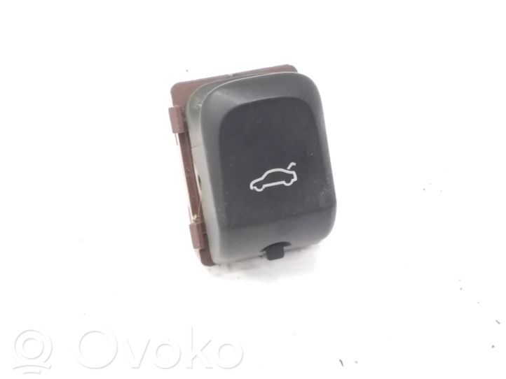 4H0959831A Audi A8 S8 D4 4H Tailgate opening switch, 5.00 € | RRR