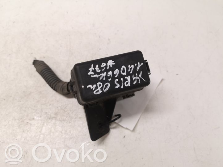 7162XA2 Toyota Yaris Fuse module, 31.97 € | RRR