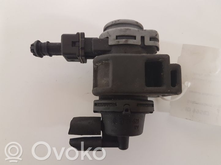 8200575400 Renault Koleos I Turbo solenoid valve, 15.00 € | RRR