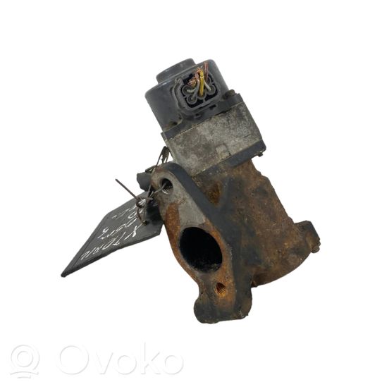 Nissan X-Trail T30 EGR valve, 30.00 € | RRR