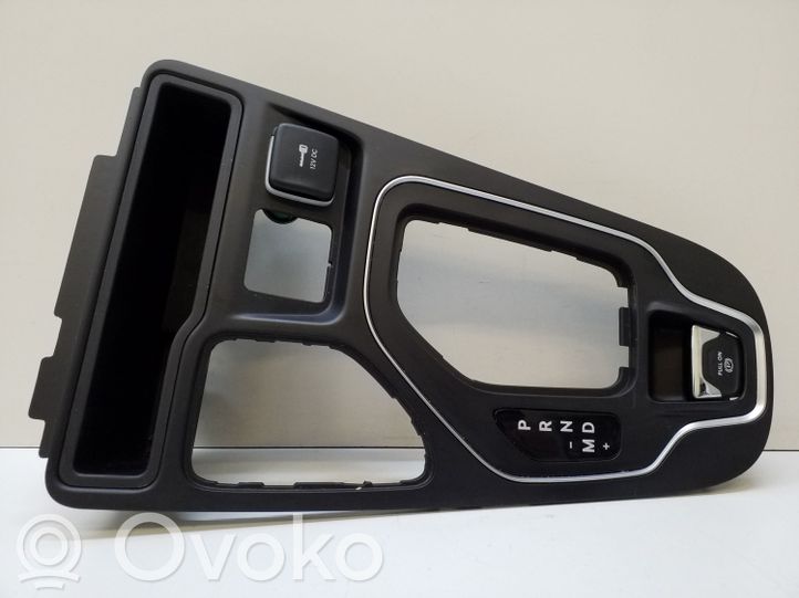 6AS19DX9AC Jeep Cherokee Contour de levier de vitesses, 45.00 € | OVOKO