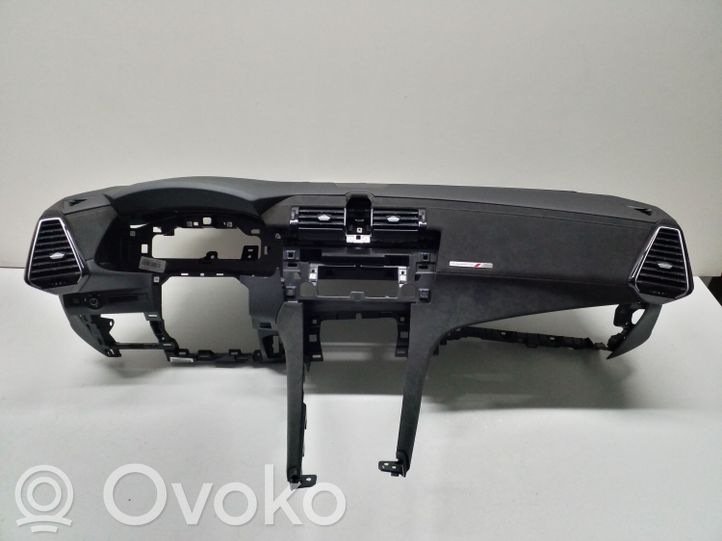 Citroen DS7 Crossback Dashboard, 800.00 € | RRR