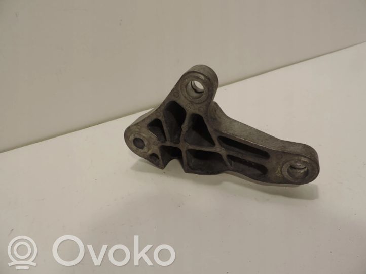 F1F1-7M125-CA Ford Kuga II Gearbox mounting bracket, 23.29 € | RRR