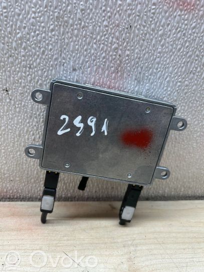 2118200885 Mercedes-Benz E W211 Antenna control unit, 5.00 € | RRR