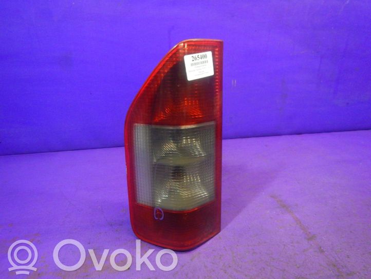 Mercedes-Benz Sprinter W901 W902 W903 W904 Feux arrière / postérieurs ...