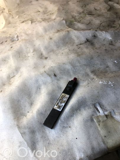 4m0035504 Audi A4 S4 B9 Amplificateur d'antenne, 15.00 € | OVOKO