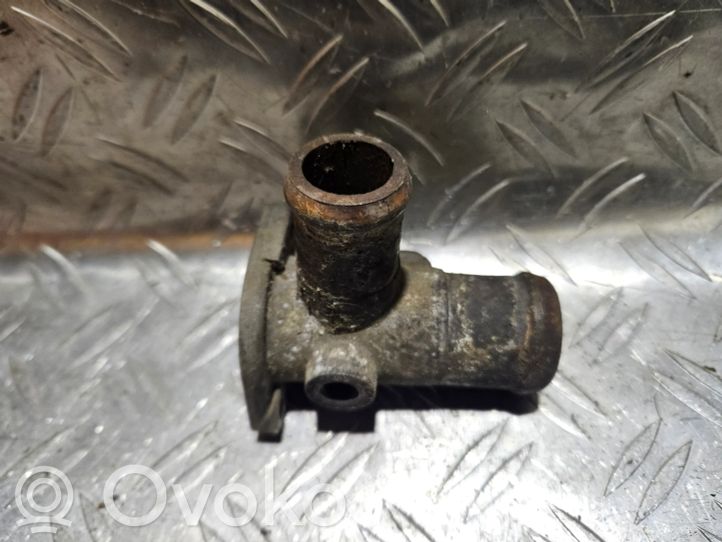 026121133 Audi 80 90 B3 Tuyau de liquide de refroidissement moteur, 15. ...