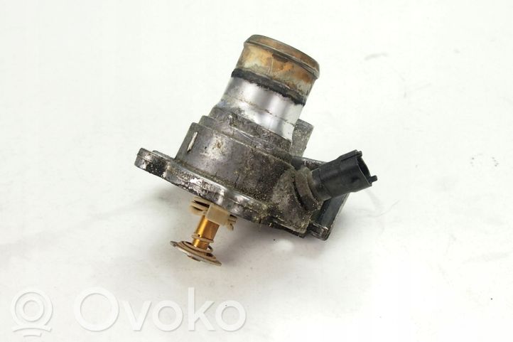 504387382 Iveco Daily 5th gen Thermostat/thermostat housing, 8.40 € | RRR