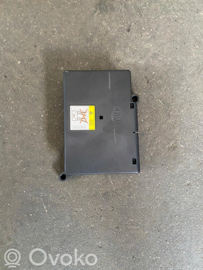 4M0941828J Audi Q8 Current control relay, 22.59 € | RRR