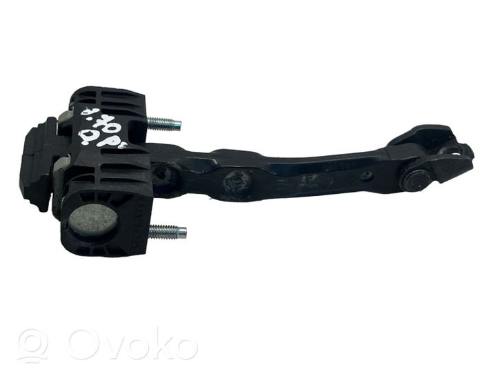 31217753 Volvo V70 Charnière arrêt tirant de porte avant, 10.00 € | OVOKO