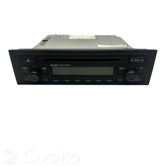 8P0035186C Audi A3 S3 8P Radio/CD/DVD/GPS head unit, 35.00 € | RRR