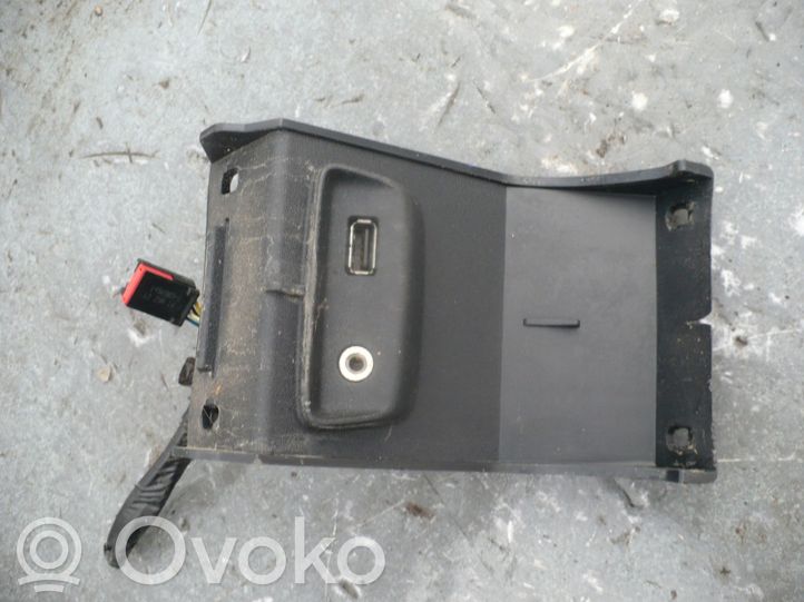 Ford Ranger Connecteur/prise USB, 25.88 € | OVOKO