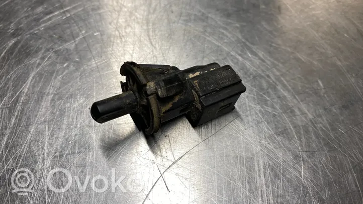 7700427640B Renault Kangoo I Capteur, interrupteur de porte arrière, 8. ...