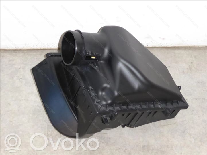 13718620473 BMW 5 G30 G31 Boîtier de filtre à air, 134.00 € | OVOKO