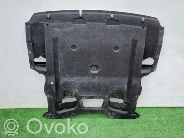 74850610 BMW 5 F10 F11 Engine splash shield/under tray, 39.30 € | RRR