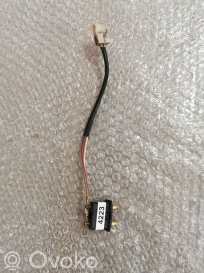 9018200254 Mercedes-Benz Vaneo W414 Sliding door contact joint, 14.99 ...