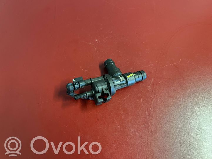 7643106 BMW X3 G01 Fuel tank valve, 20.00 € | RRR