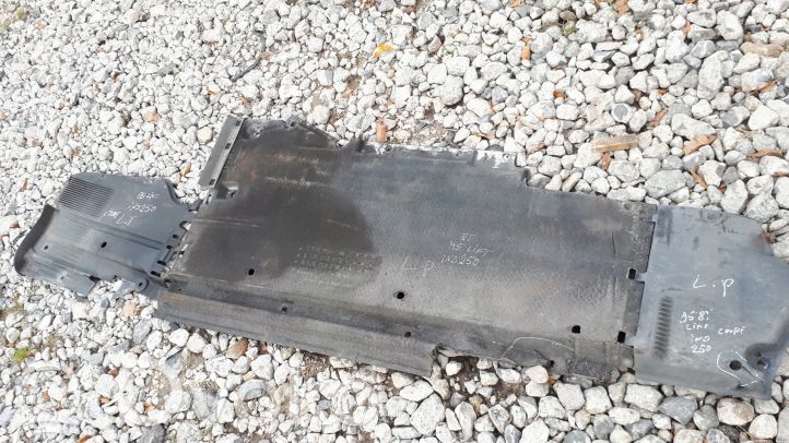 Audi A4 S4 B8 8K Center/middle under tray cover, 108.24 € | RRR