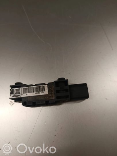 8E0959651B Audi A8 S8 D3 4E Airbag deployment crash/impact sensor, 20. ...