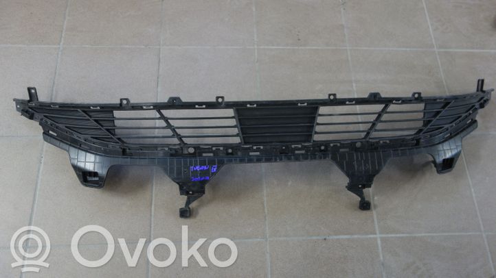 86531N7020 Hyundai Tucson IV NX4 Front bumper lower grill, 63.32 € | RRR