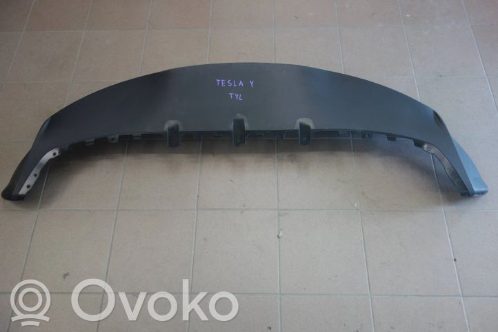 149400600C Tesla Model Y Tailgate/trunk spoiler, 176.47 € | RRR