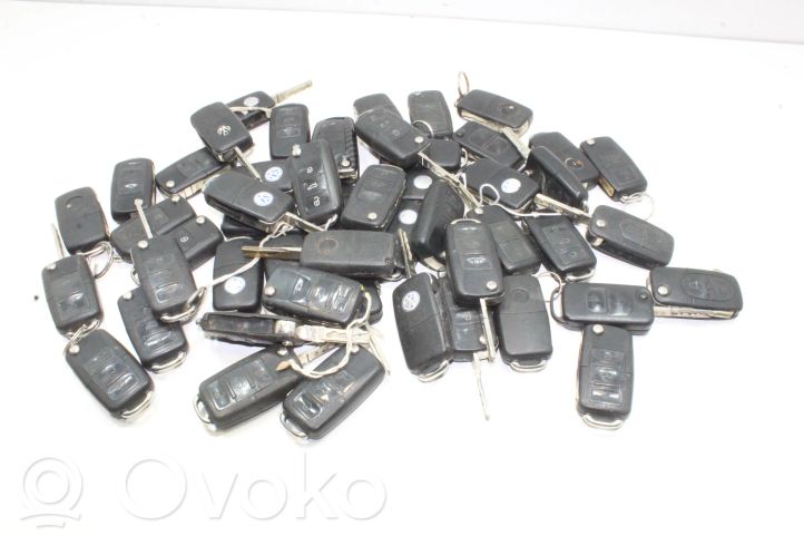 5K0837202AD Volkswagen Tiguan Ignition key/card, 198.00 € | RRR