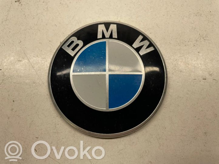7057794 BMW 5 F10 F11 Logo, emblème, badge, 10.00 € | OVOKO