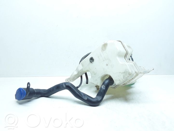 30784233 Volvo XC70 Windshield washer fluid reservoir/tank, 20.00 € | RRR