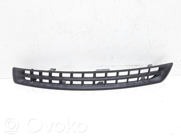30678953 Volvo XC90 Front bumper lower grill, 25.00 € | RRR