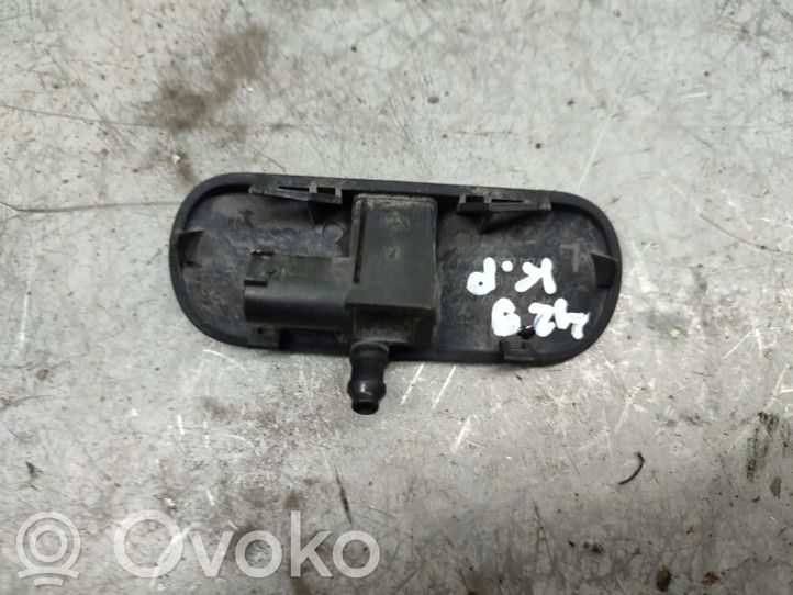7P5955987 Porsche Cayenne (92A) Windshield washer spray nozzle, 19.00 ...
