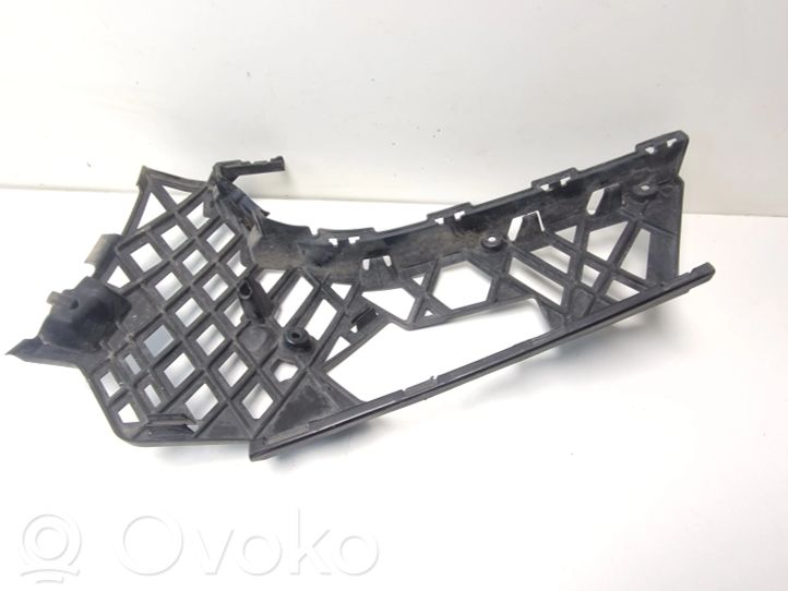 3G0807178 Volkswagen PASSAT B8 Front bumper mounting bracket, 20.00 € | RRR