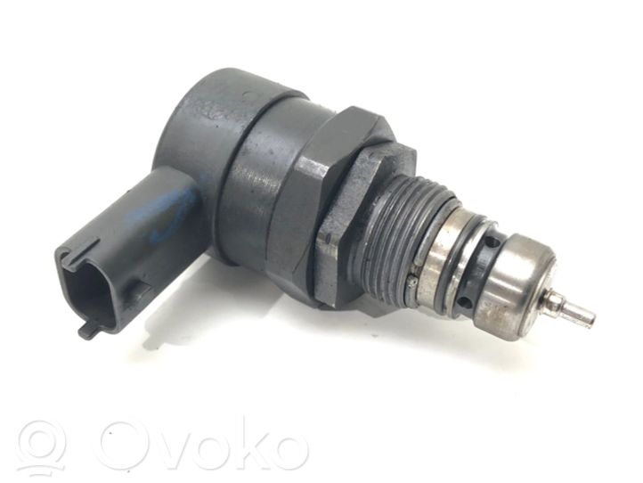 0281002507 Opel Vectra C Fuel pressure regulator, 27.95 € | RRR