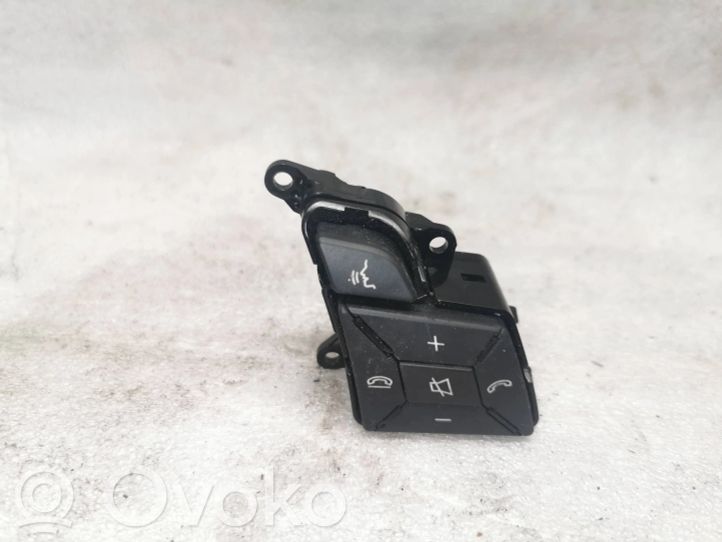 A2185400262 Mercedes-Benz B W246 W242 Boutons / interrupteurs volant ...