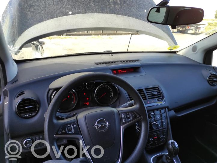 Opel Meriva B Tableau de bord, 303.56 € | OVOKO
