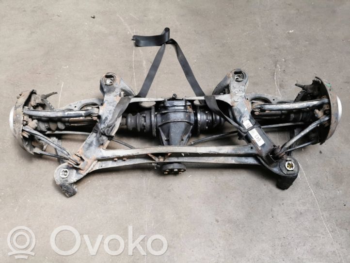 Mercedes-Benz 190 W201 Rear axle beam with reductor, 500.00 € | RRR