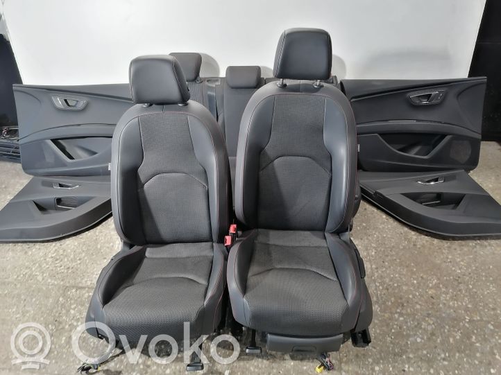 Seat Leon (5F) Kit intérieur, 550.00 € | OVOKO