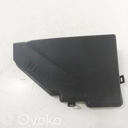 31398001 Volvo XC90 Couvercle de boîte à fusibles, 10.00 € | OVOKO