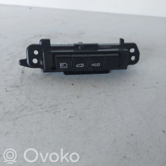 75H350 Lexus RX 450H A set of switches, 10.00 € | RRR