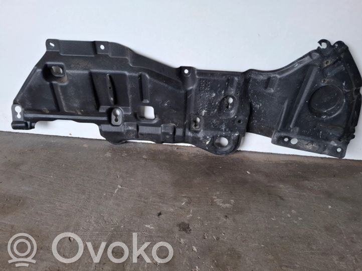 5144348100 Lexus RX 450H Engine splash shield/under tray, 35.00 € | RRR