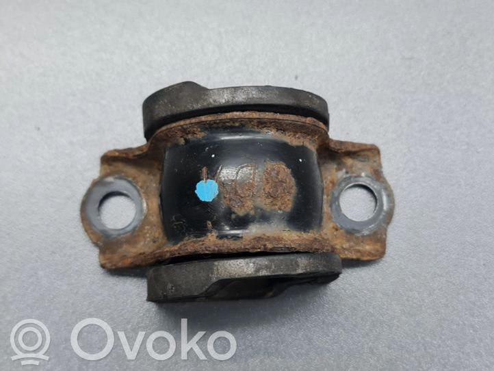 Honda Accord Sway bar bush bracket, front, 8.00 € | RRR
